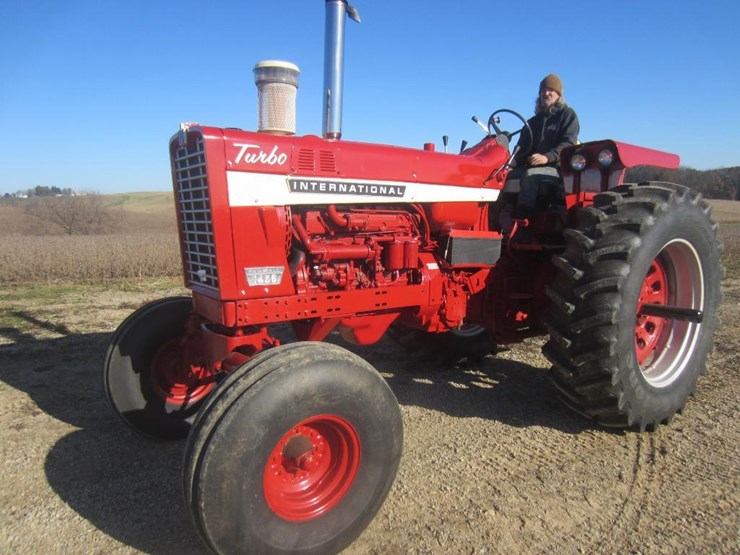 International 1456 - Lot #4252, Online Only Collector Tractor & Farm ...