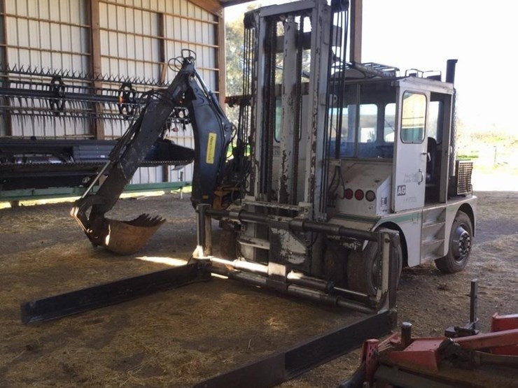 1990 ROADRUNNER 30000Lb Capacity Hay Squeeze - Lot #67, 4-Bar Cattle ...