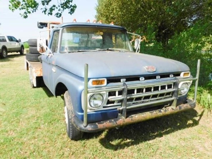 1965 Ford F350 Rottenron Shannons Club