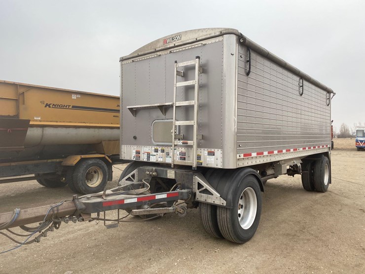 2018 Wilson Grain Trailer with Pup Trailer - Lot #25, Ring 2 - Upper ... 2018 Wilson Grain Trailer with Pup Trailer - Lot #25, Ring 2 - Upper ...