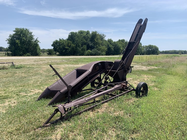 Antique Corn Picker - Lot #FW6987, Farm Equipment, Construction ...