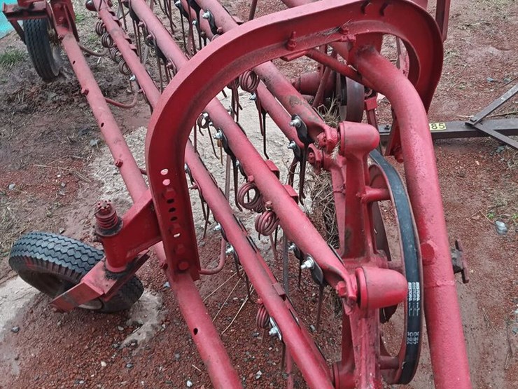 FERGUSON 3 POINT HITCH HAY RAKE - Lot #83, SPRING CONSIGNMENT EQUIPMENT ...
