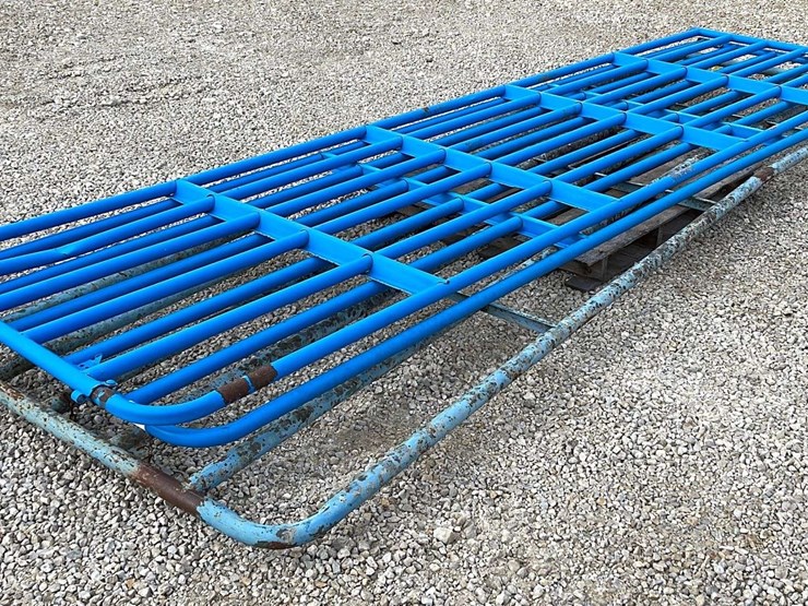 3 16 Steel Gates Lot 573 Spring Online Equipment Auction 5 11 3-16-steel-gates-lot-573-spring-online-equipment-auction-5-11