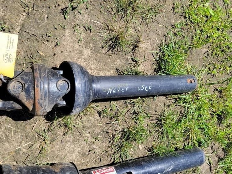 1000 RPM PTO shaft - New - Lot #261, June Online Farm Consignment, 6/30 ...