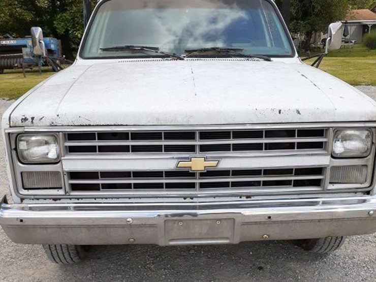 TITLED 1988 Chevy R30 Dump Truck - Lot #344, 38th Annual FALL ...