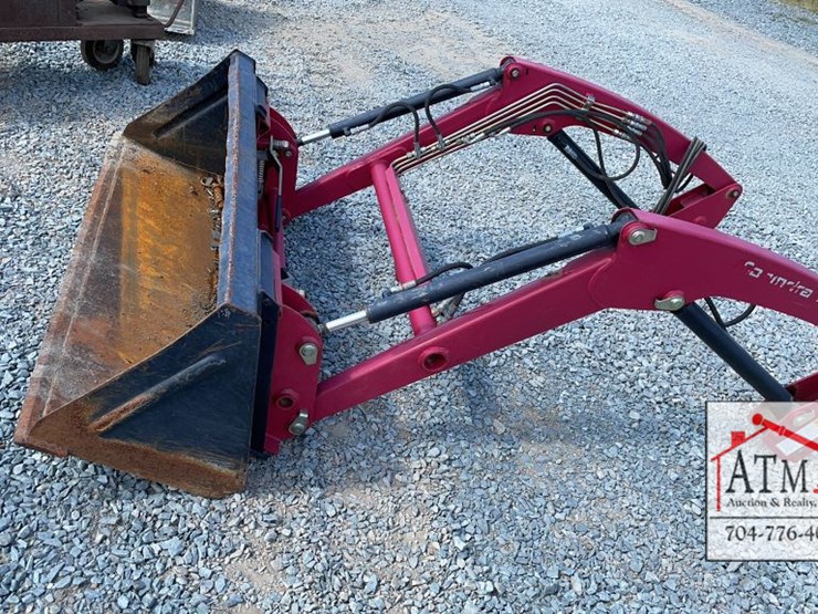 Mahindra Front End Loader - Lot #244, Early Fall Equipment Auction Ring ...
