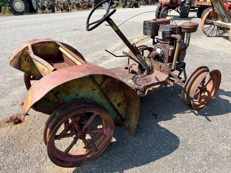 Mayrath Garden Tractor - Lot #1638, Days Gone By Museum Liquidation ...