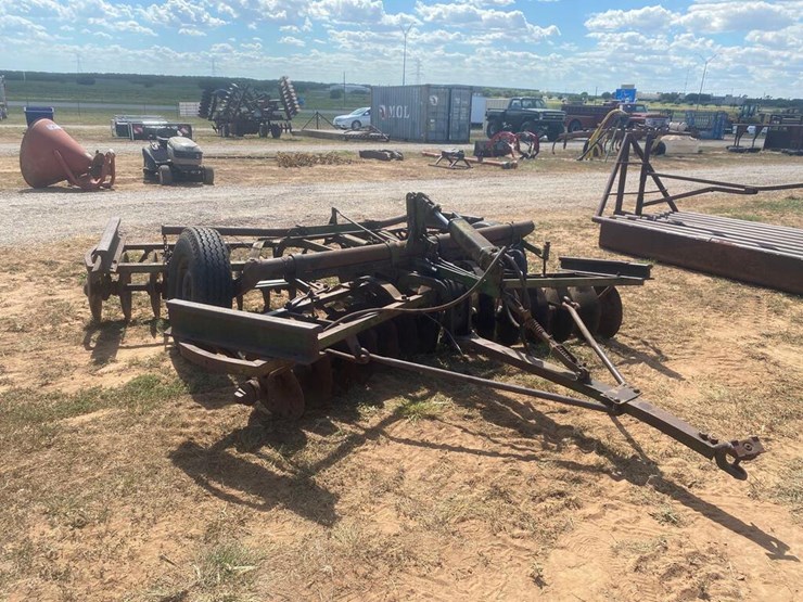10 foot drag type disc offset - Lot #211, October 1st Consignment ...