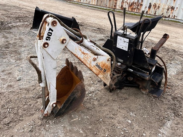 Bobcat 907 Skid Steer Backhoe Attachment - Lot #10120A, McGrew ...