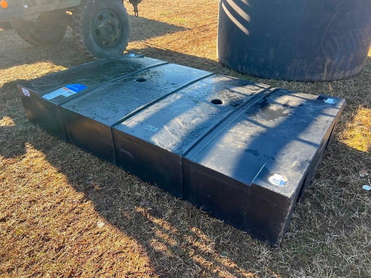 300 GAL HOLDING TANK (RV SEPTIC TANK) - Lot #772a, Equipment/Vehicles ...