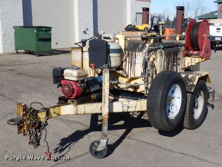 Bomag Pro Tack TW250 tar kettle - Lot #KU9767, Thursday March 30 ...